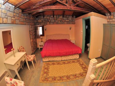 Oreiades Village – Like2Travel